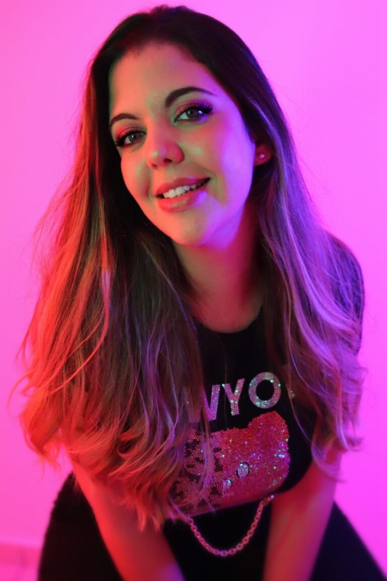 Sarah Morales - Integra Magazine